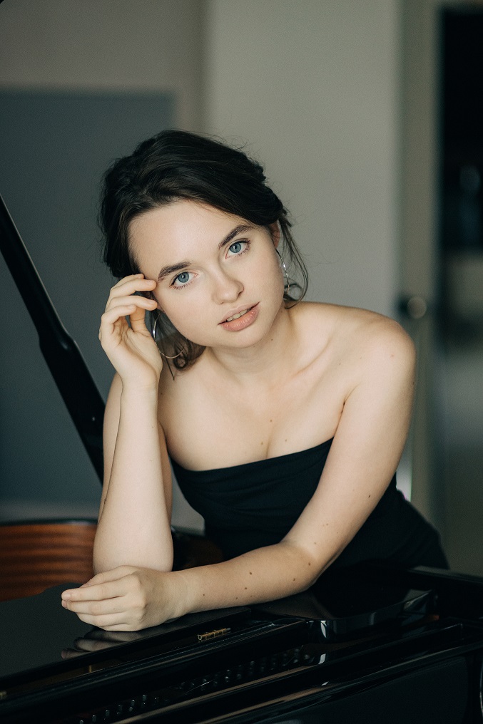 Music-Box Generalversammlung BaBeL (geschlossene Veranstaltung) Daria Vasileva (Klavier ...